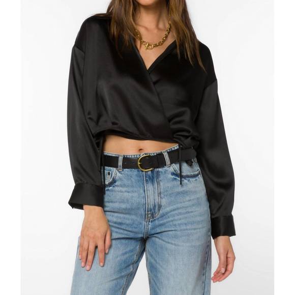 Velvet Heart | Tops | New Velvet Heart Jaden Blouse Satin Crop In Black ...